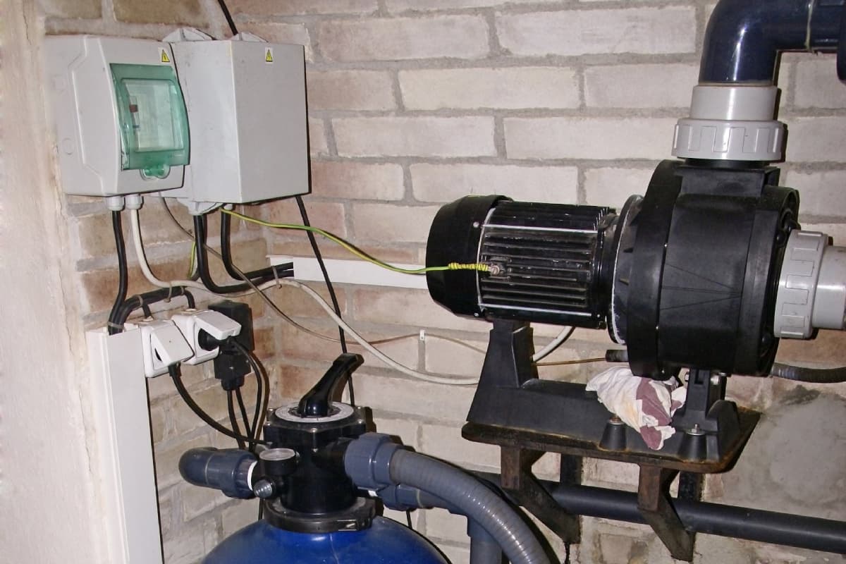 Top Pool Pumps for Above Ground Pools: Find Your Perfect Fit