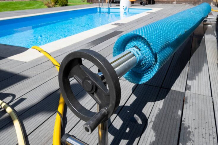 Top 7 Solar Covers for Your Pool - 2023 Reviews